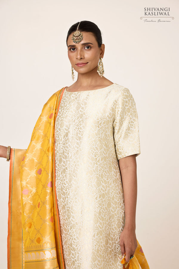 Yellow Handwoven Banarasi Kadhua Tissue Silk Dupatta - Shivangi Kasliwal